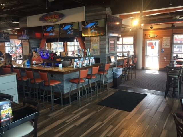 Hooters Brings New, Contemporary Design to Jacksonville Landing ...